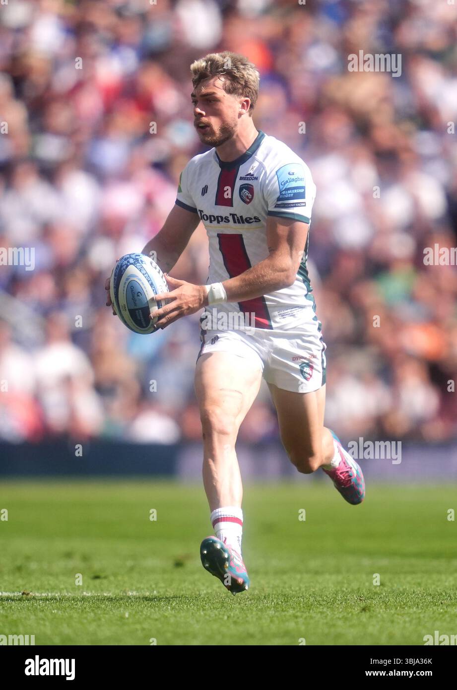 Leicester Tigers' Ollie Hassell-Collins in action during the Gallagher ...