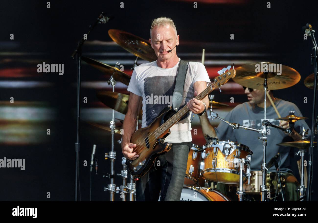 14 June 2025, Schleswig-Holstein, Kiel: The British musician, composer ...