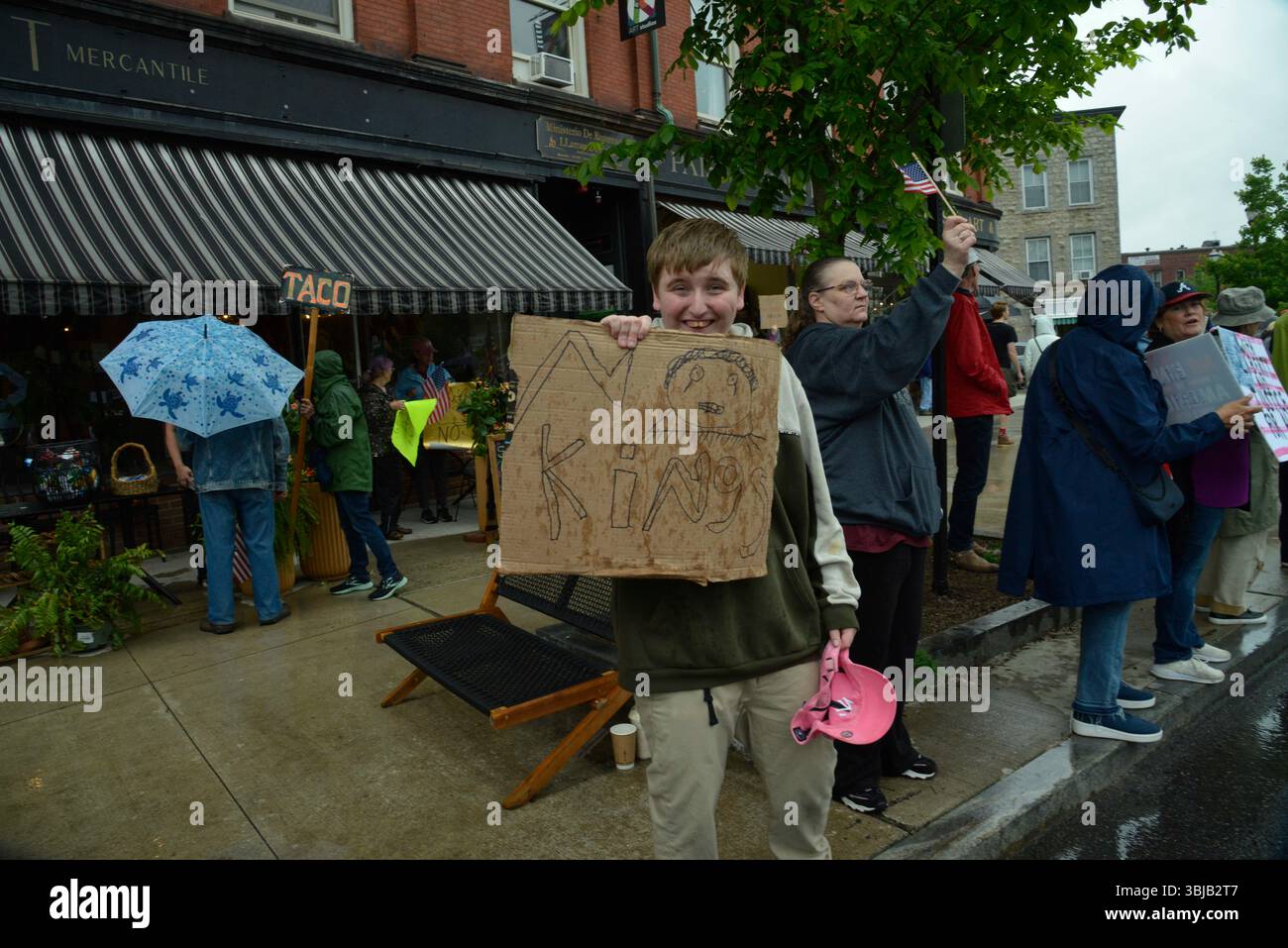 Hudson, Massachusetts, USA. 14th June, 2025. Residents turn out in for ...