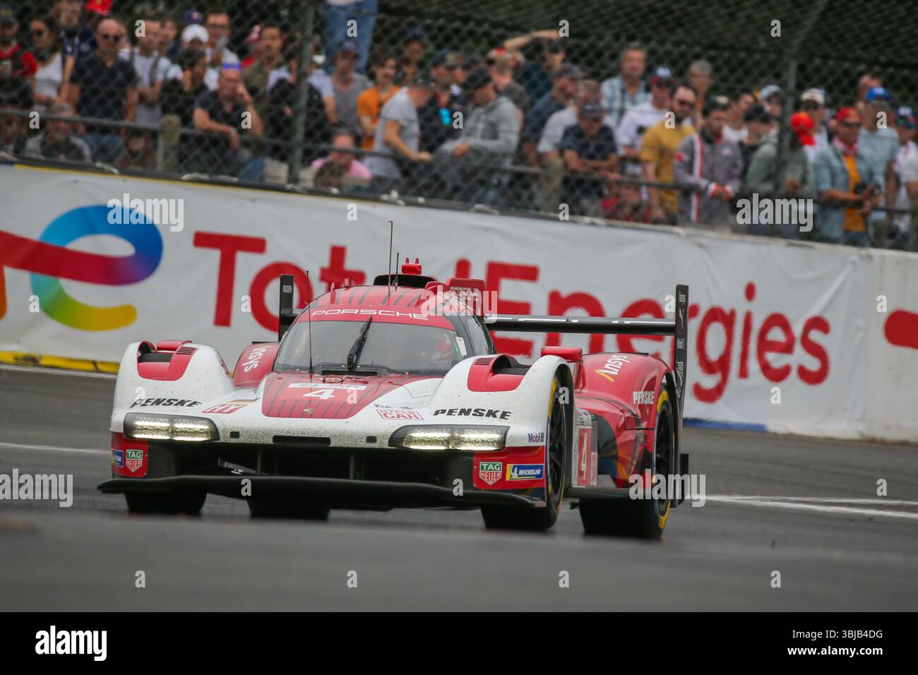 4 jun 2025 hi-res stock photography and images - Alamy