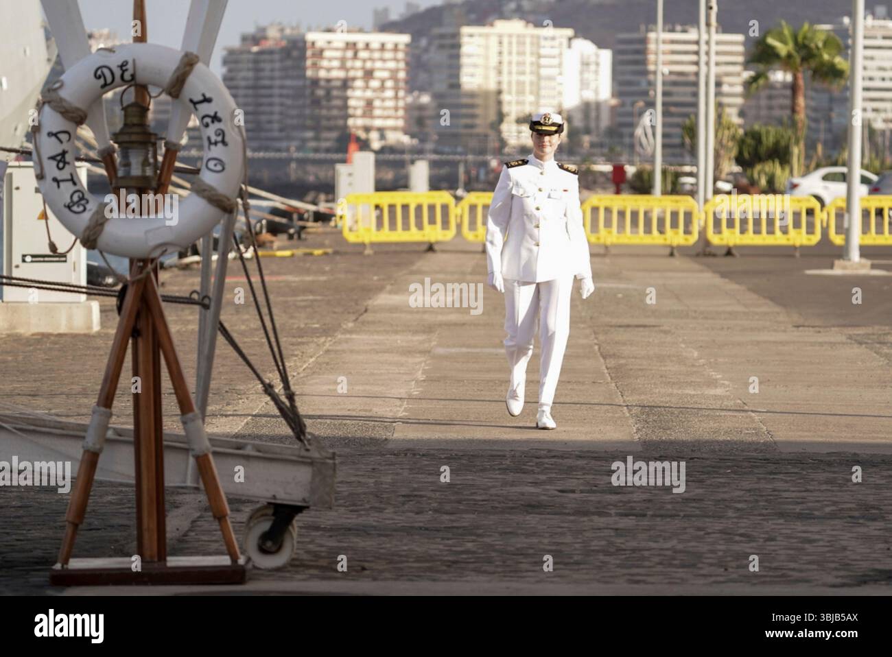 Princess Leonor, during her embarkation on the frigate 'Blas de Lezo ...