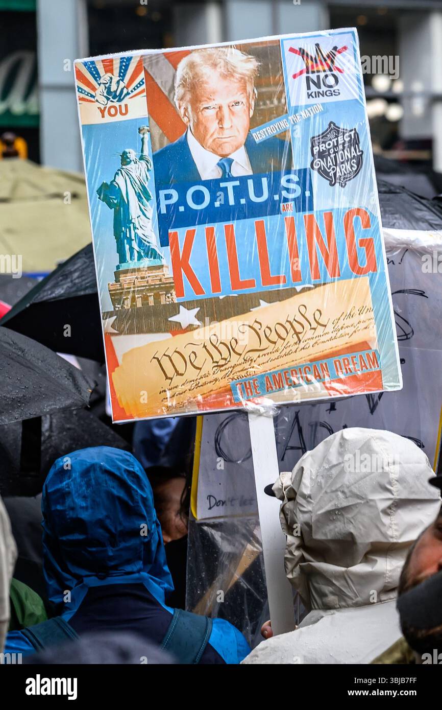 New York, USA. 14th June, 2025. People defy the rain and carry anti ...
