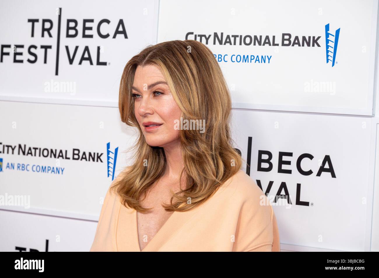 NEW YORK, NEW YORK - JUNE 14: Ellen Pompeo attends "Storytellers: Ellen ...