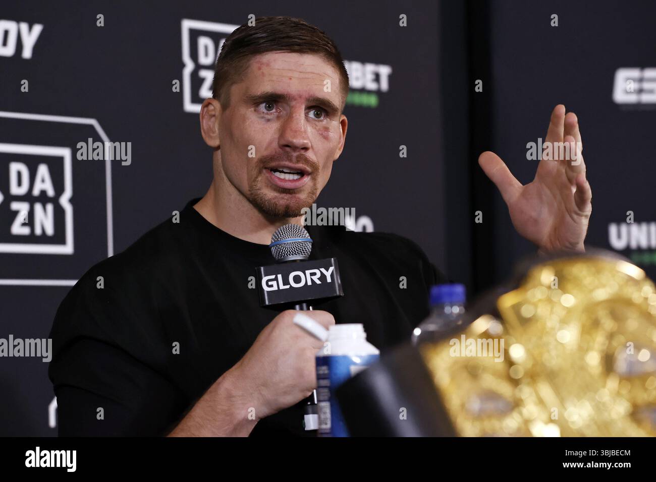 ROTTERDAM - Kickboxer Rico Verhoeven after his fight for the world ...