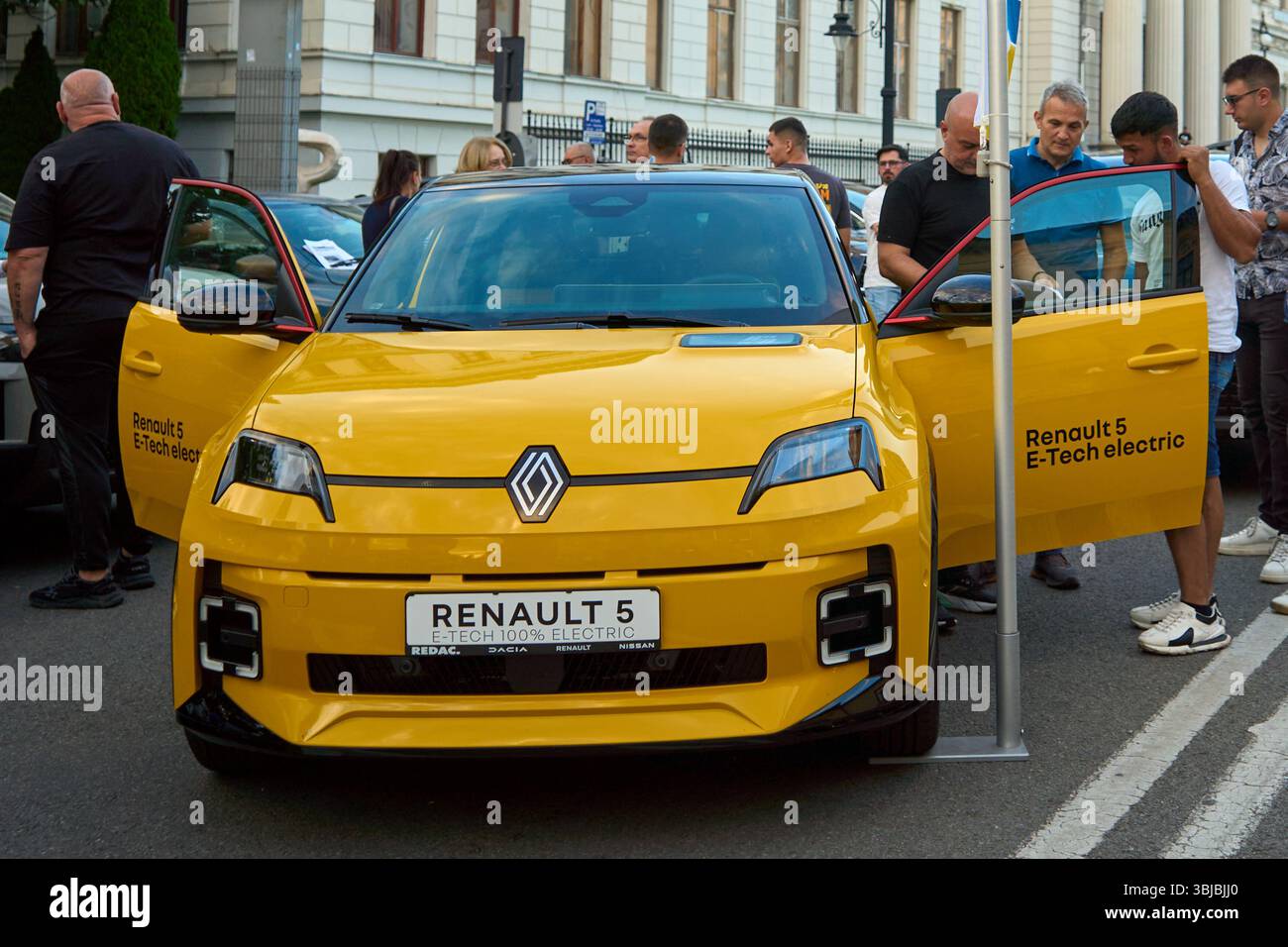 Craiova, Dolj. 31st May, 2025: The new Renault 5 electric is on display ...