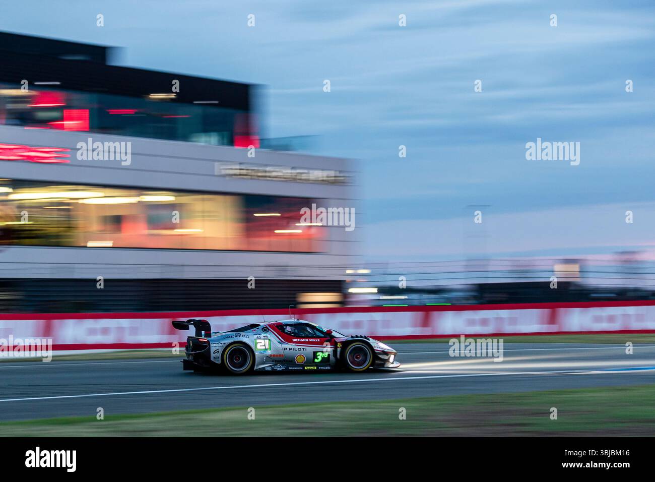 #21 Vista Af Corse (ITA) Ferrari 296 LMGT3 (LMGT3) driven by François ...