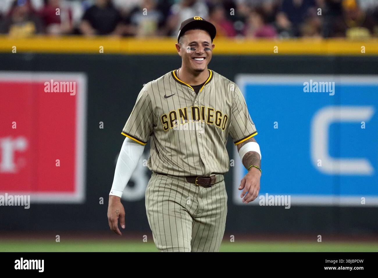 San Diego Padres third base Manny Machado (13) gets ready for a ...