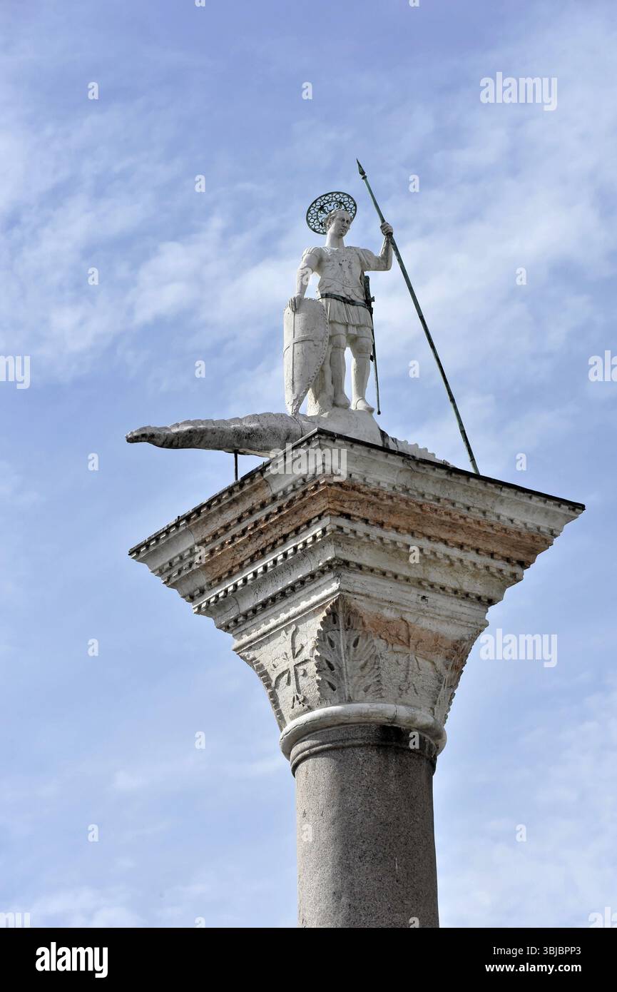St Theodore, Statue in St Mark's Square, Piazzetta dei Leoncini, San ...