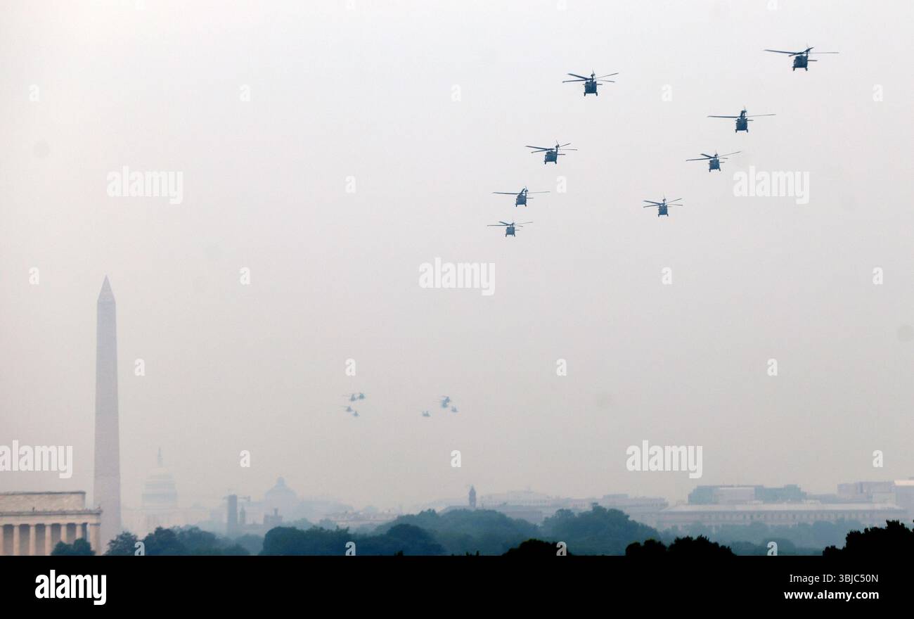 Washington, DC, USA. 14th June, 2025. View of the US Army flyover ...
