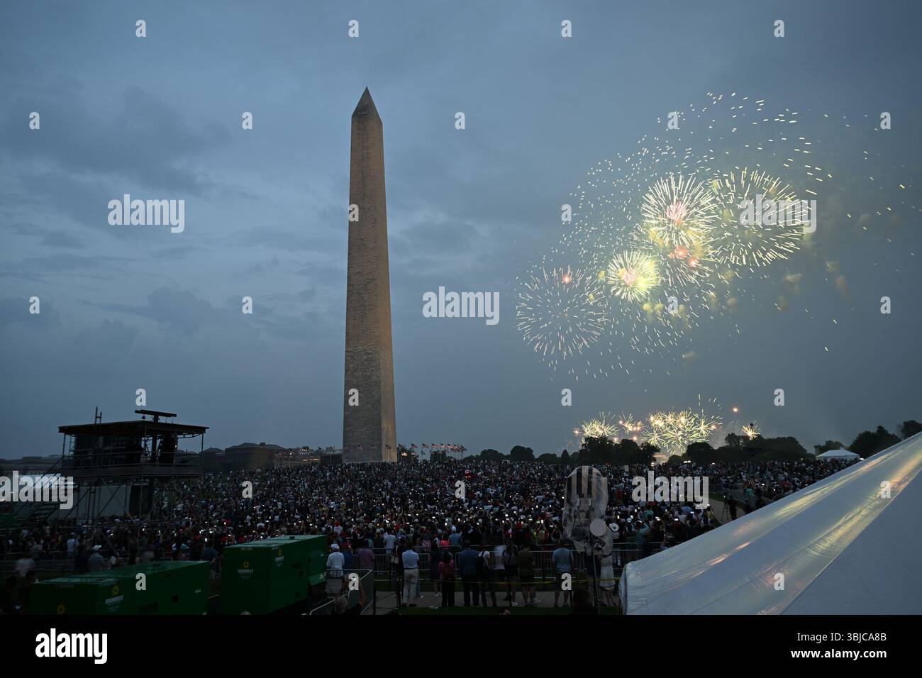 Washington, United States. 14th June, 2025. Fireworks explode over the ...