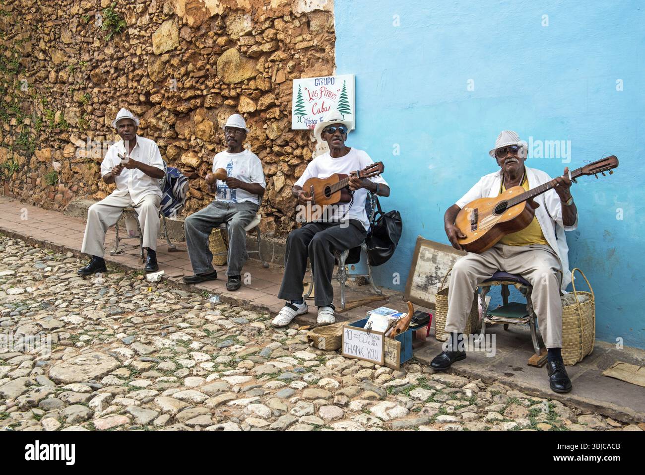 Traditional Cuban band Stock Photo - Alamy