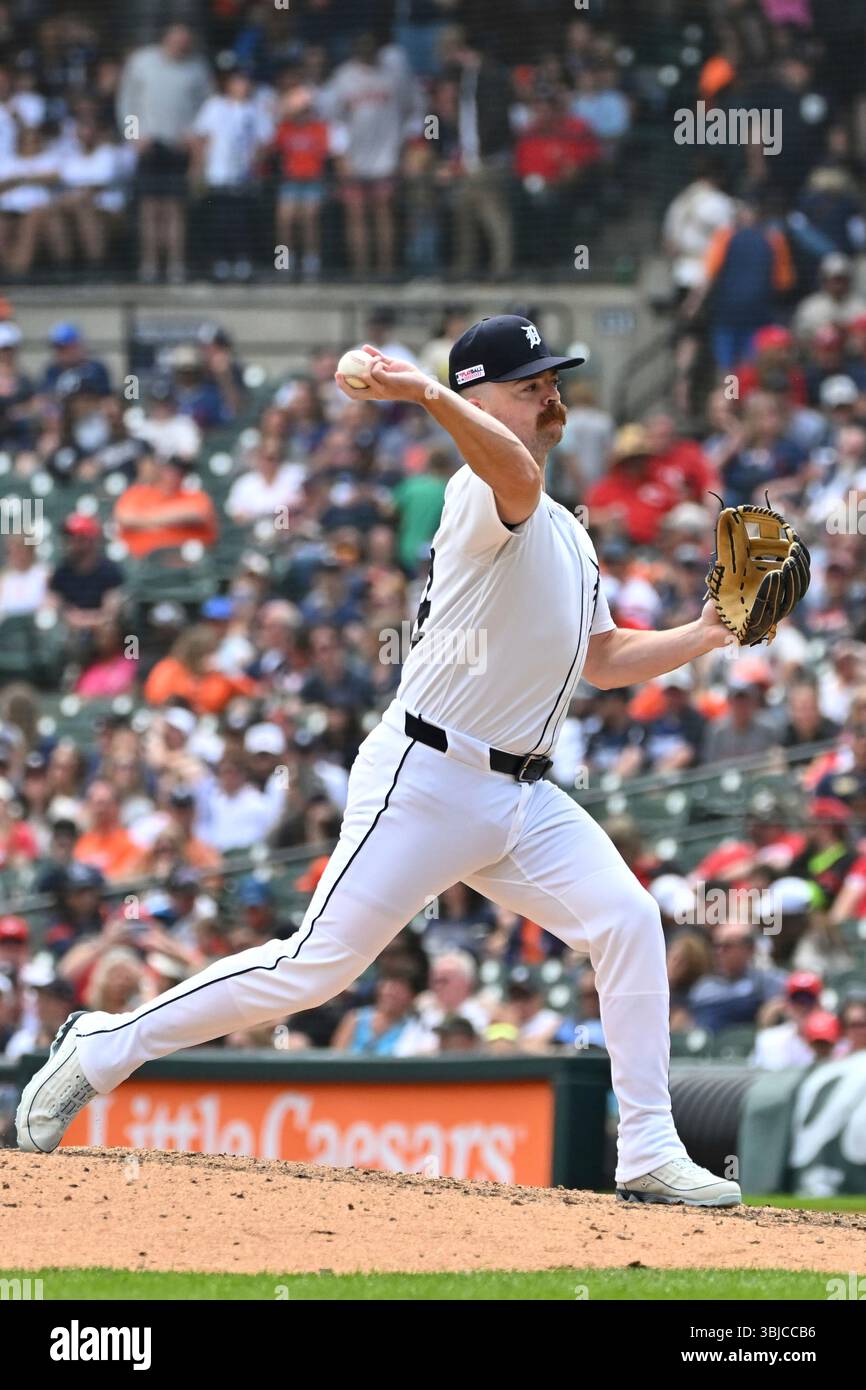 DETROIT, MI - JUNE 14: Detroit Tigers catcher Jake Rogers (34) pitches ...