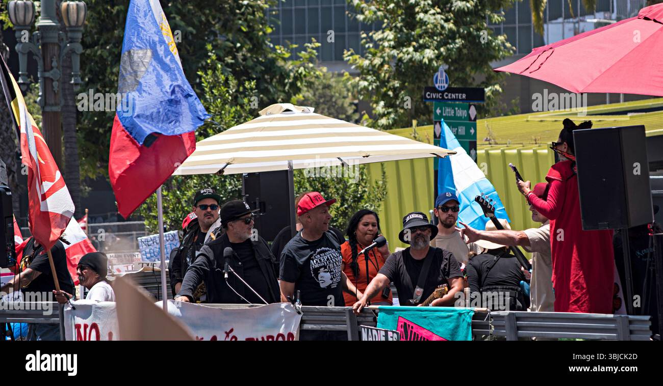 No kings protest los angeles hi-res stock photography and images - Alamy