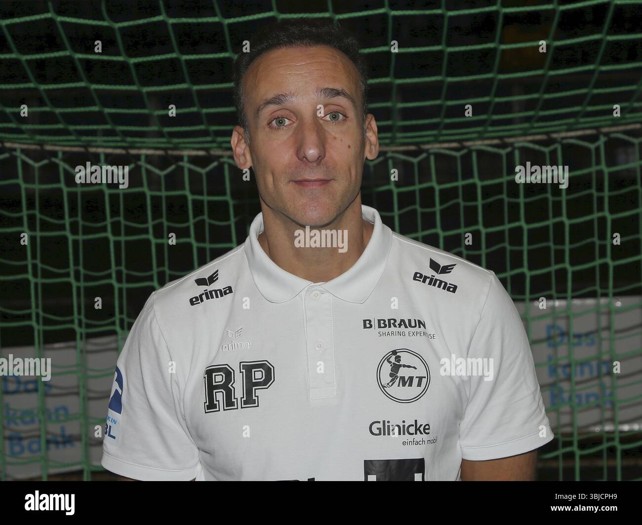 Head Coach Roberto Garcia Parrondo (MT Melsungen) DAIKIN HBL Season ...