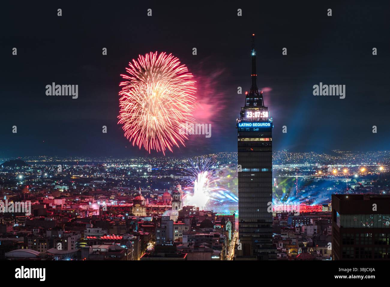 Viva mexico hi-res stock photography and images - Alamy