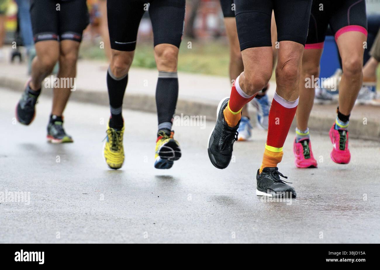 Marathon run sport person hi-res stock photography and images - Alamy