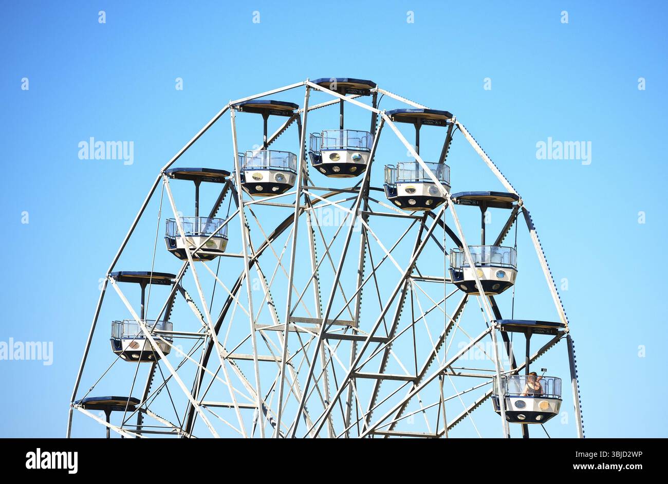 Merry go round ferris hi-res stock photography and images - Alamy