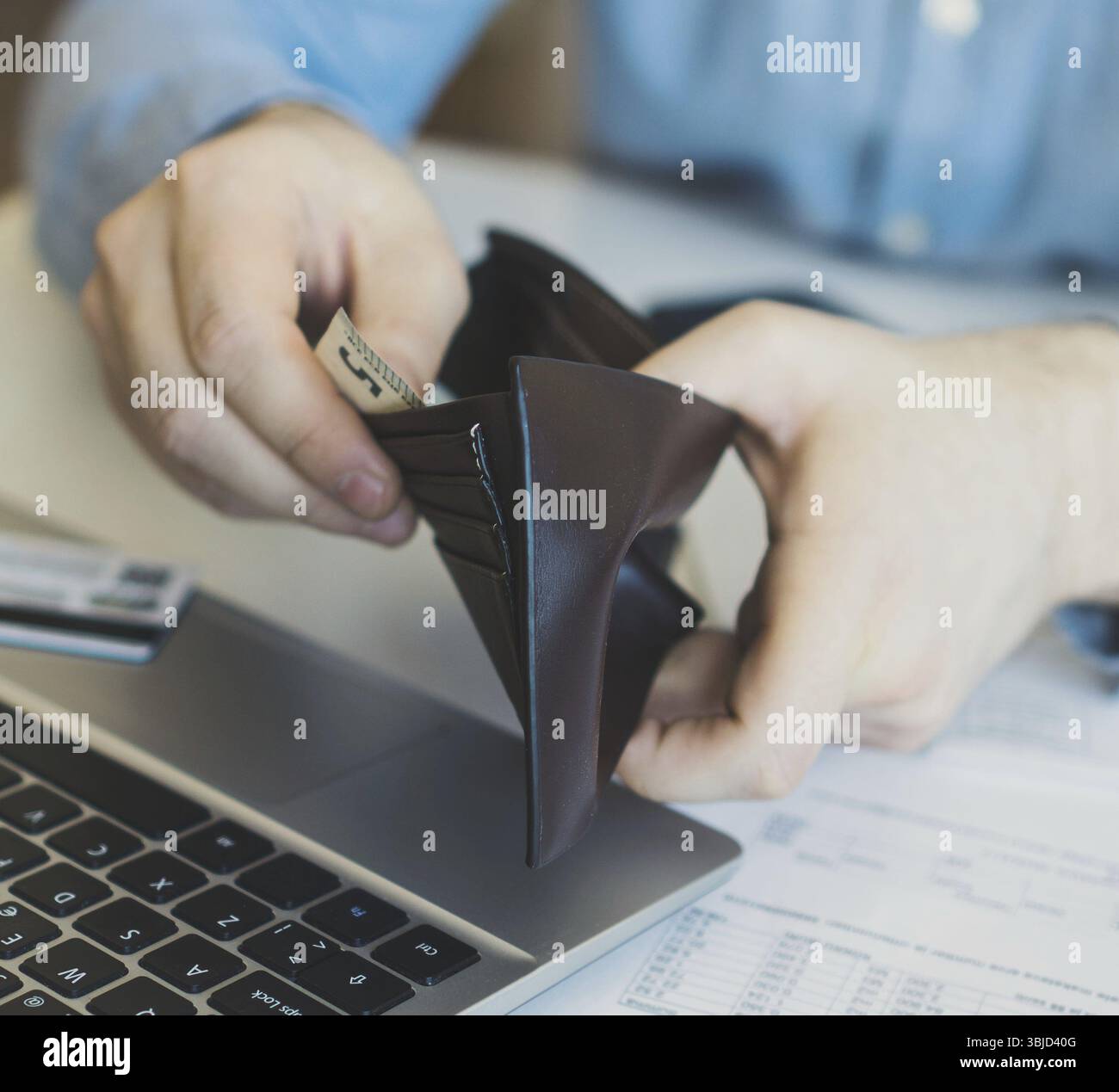 Pay your bills hi-res stock photography and images - Alamy