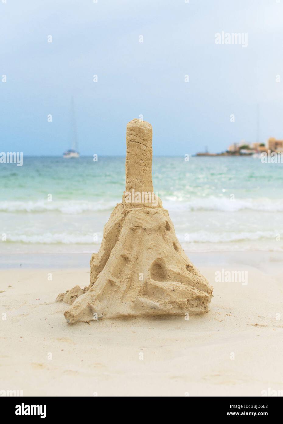 Tower from sand on beach hi-res stock photography and images - Alamy