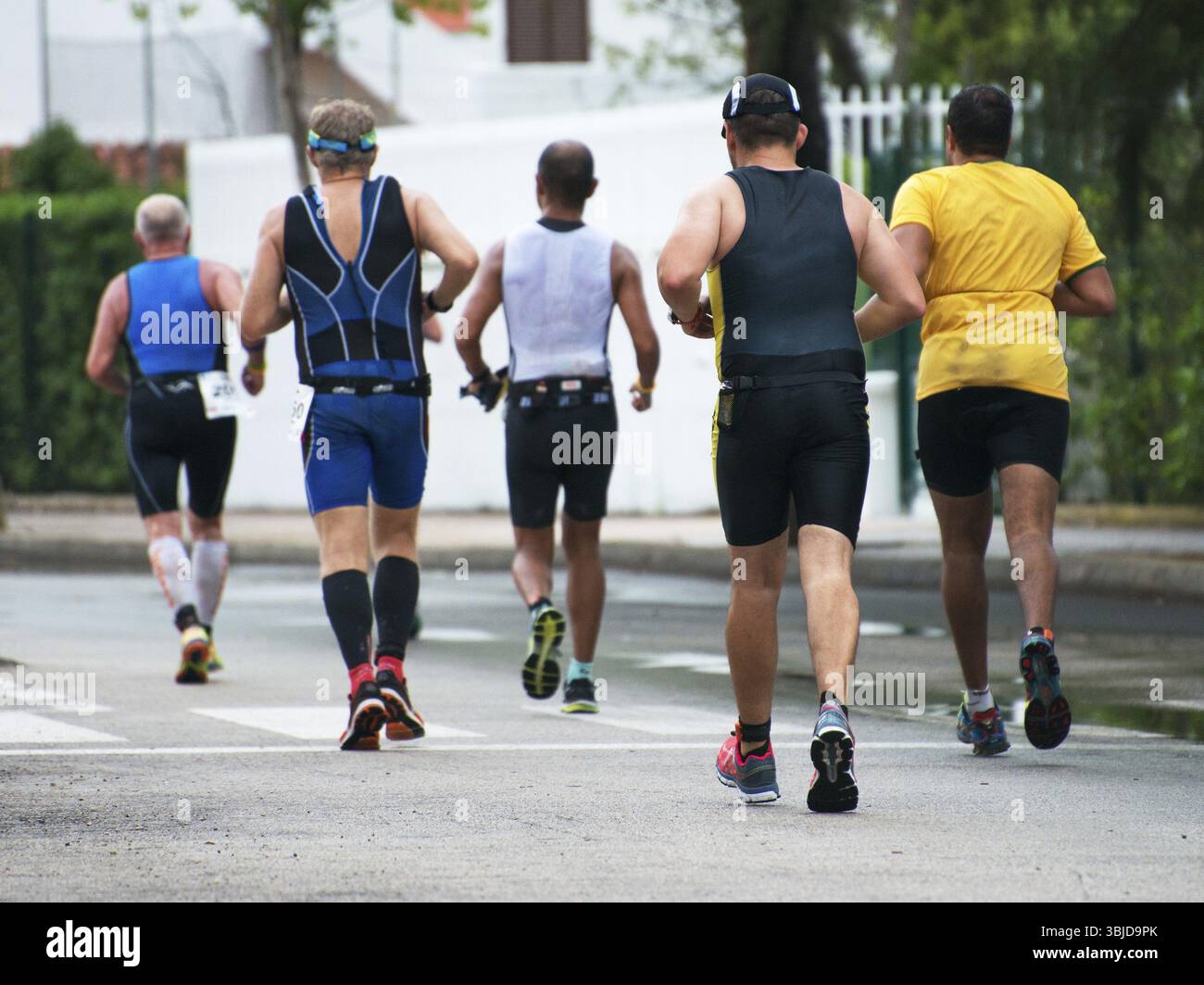 Group people runners on hi-res stock photography and images - Alamy