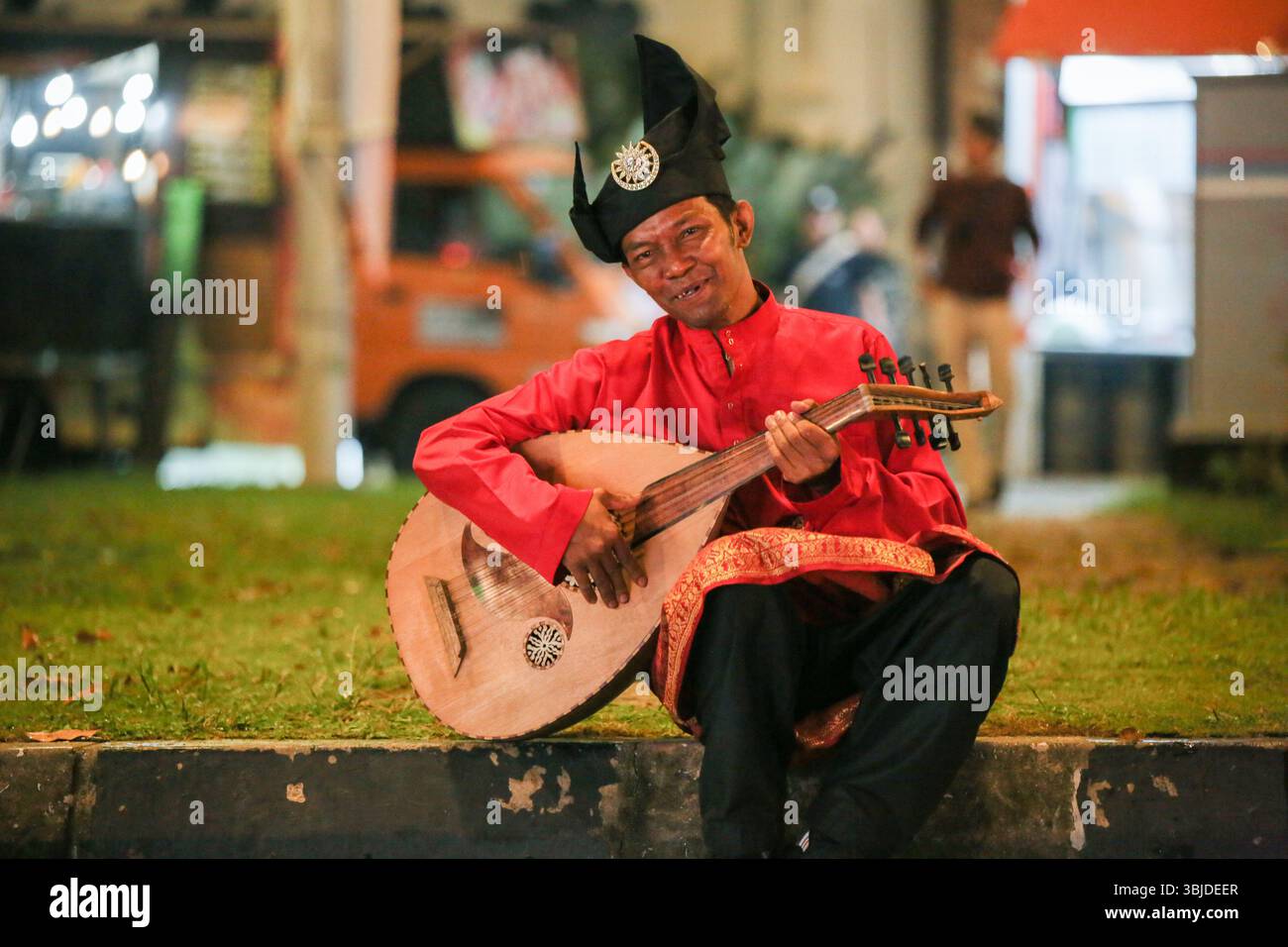 15 malay man hi-res stock photography and images - Alamy