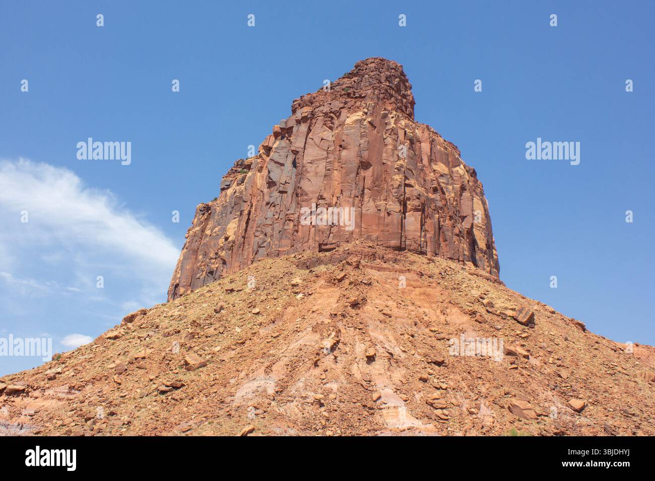 Rugged terrain features hi-res stock photography and images - Alamy