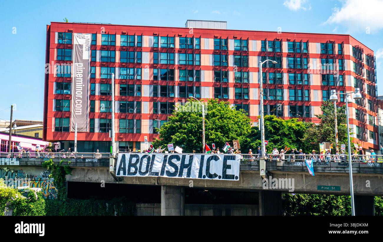 Seattle, Washington, USA. 14th June, 2025. An anti-ICE protest in ...