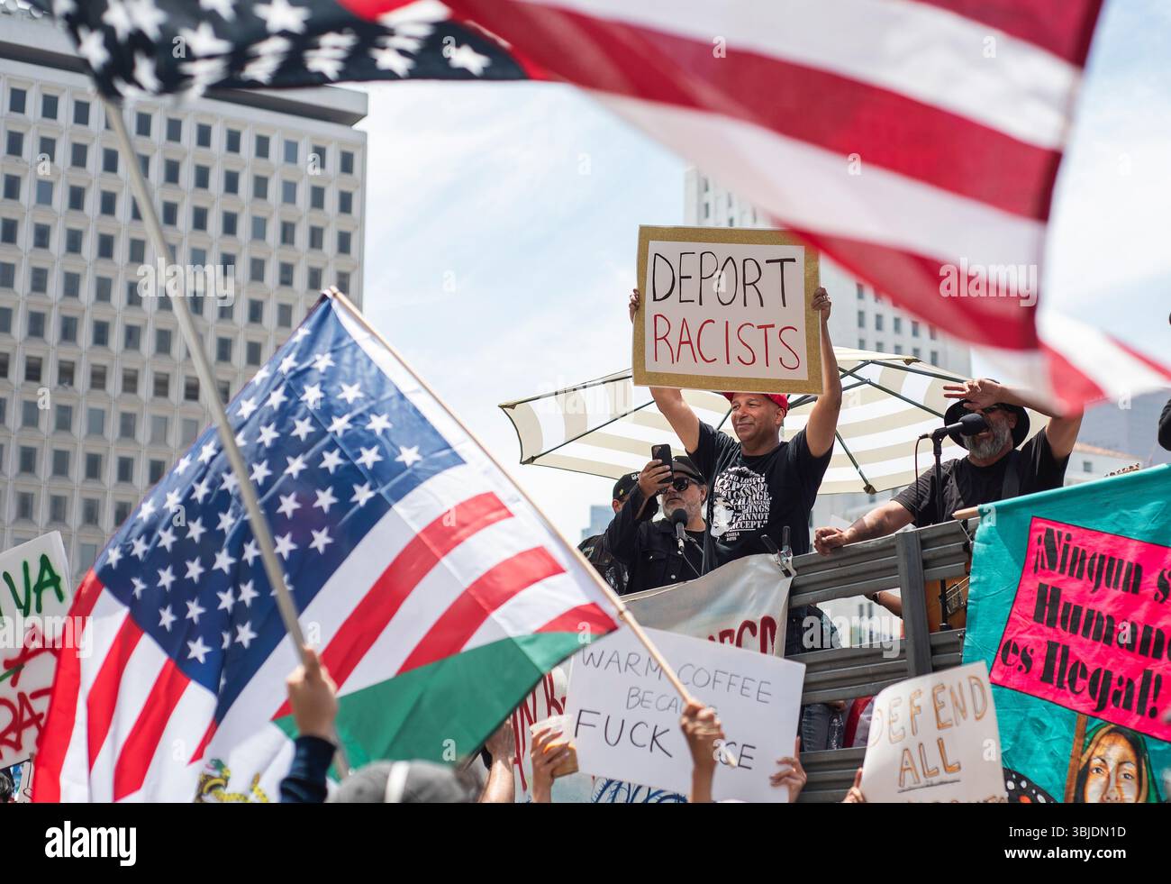 Los Angeles, California, USA. 13th June, 2025. A group of protesters ...