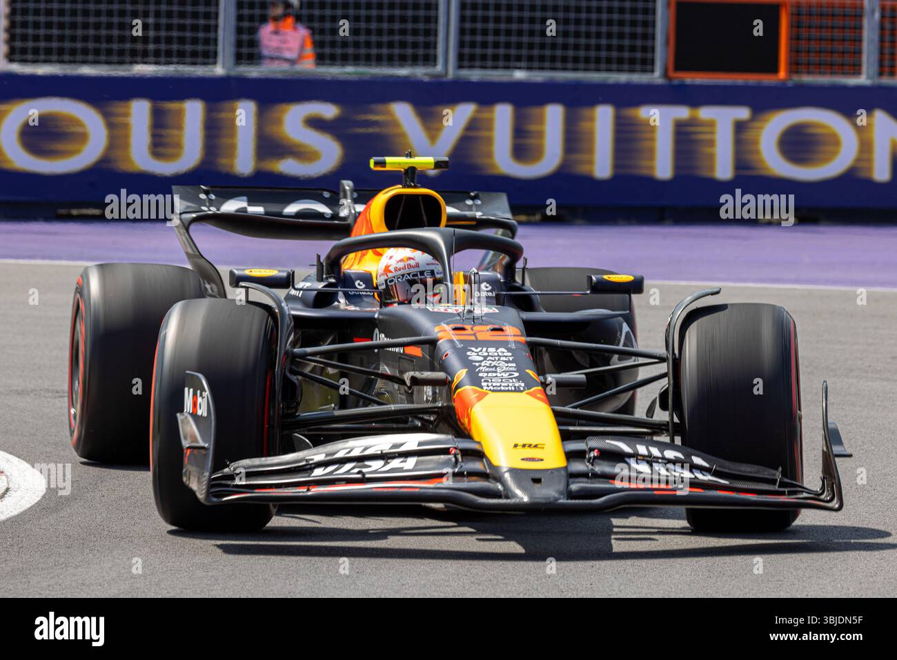 Yuki Tsunoda (JPN) - Oracle Red Bull Racing - Red Bull RB21 - Honda RBPT during Formula 1 ...