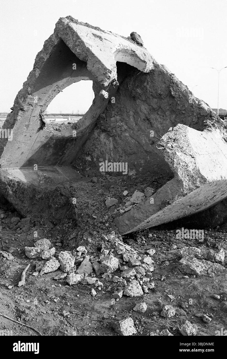 Pile concrete debris building Black and White Stock Photos & Images - Alamy