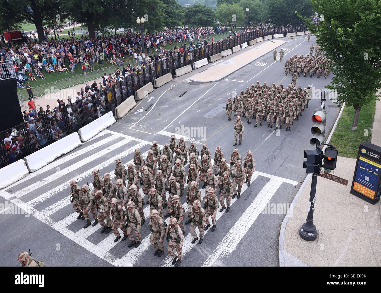 Armys 250th birthday celebration parade in Washington, District of ...