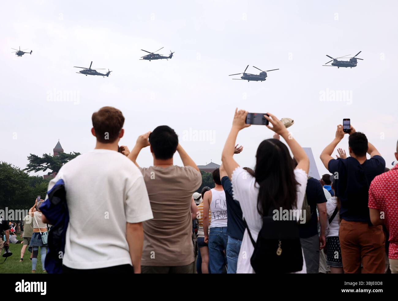 Armys 250th birthday celebration parade in Washington, District of ...