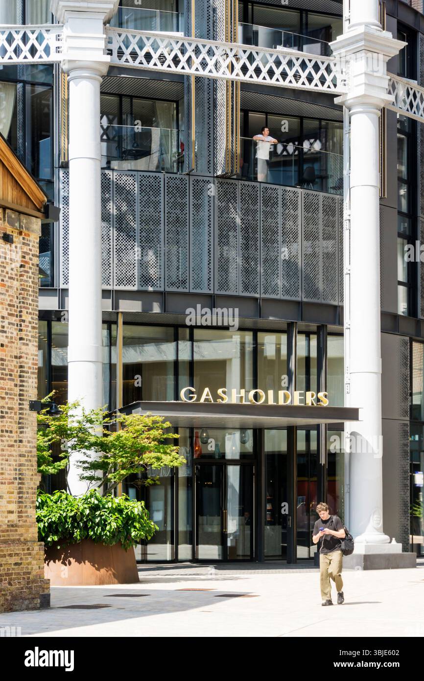 Gasholders residential development at King's Cross. 145 flats built ...