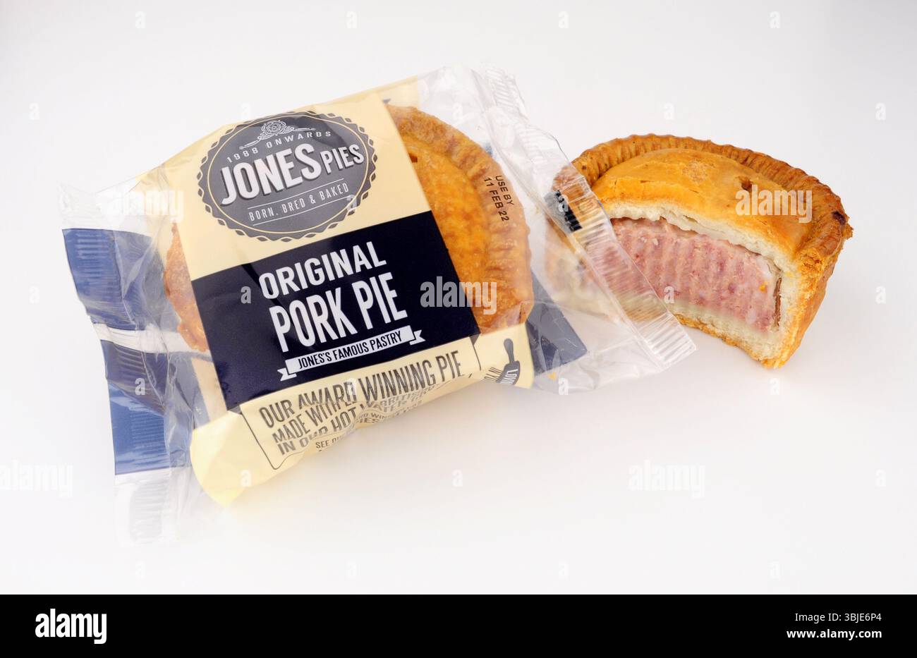 Jones Pies original award winning 160g pork pie lean British pork in a ...