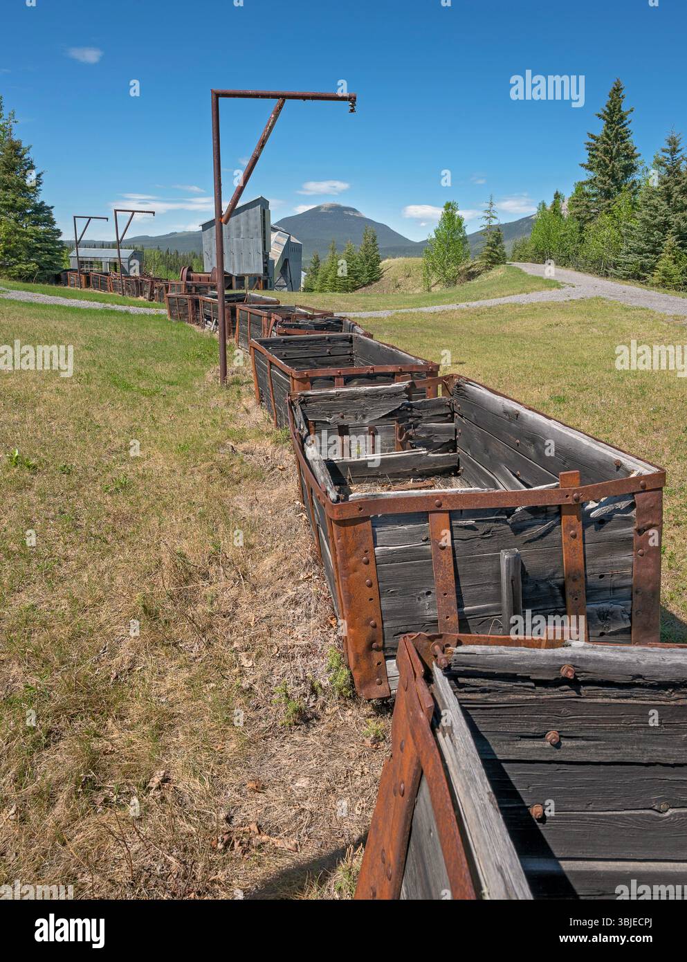 Row abandoned coal mine hi-res stock photography and images - Alamy