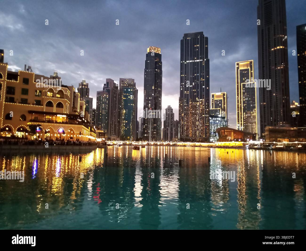 Stunning view of downtown Dubai with modern skyscrapers beautifully ...