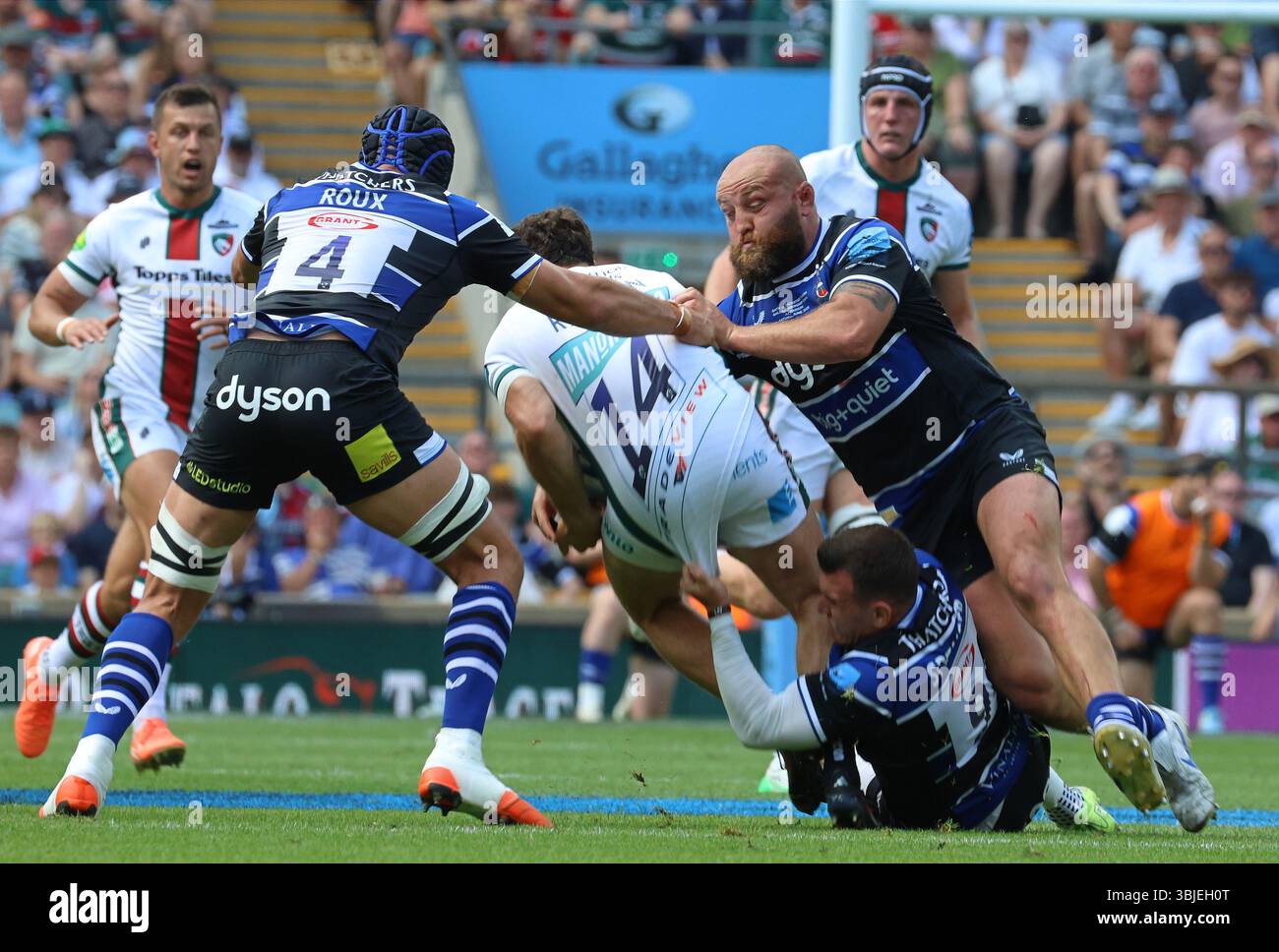 Bath’s Rugby Neil le Roux(South Africa) and Bath’s Rugby Tom Dunn ...