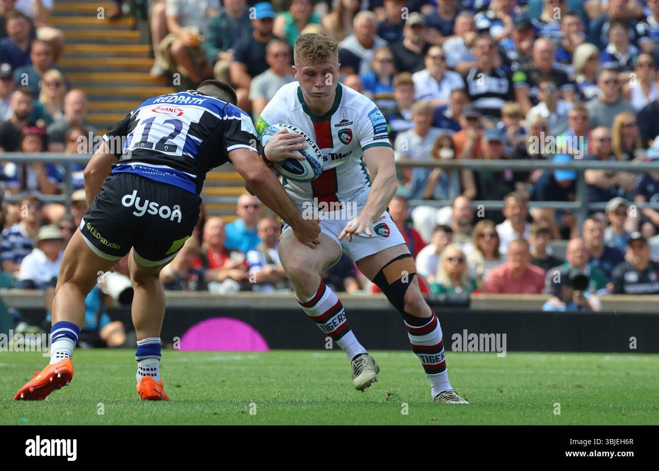 Joseph Woodward of Leicester Tigers in action during Gallagher English ...