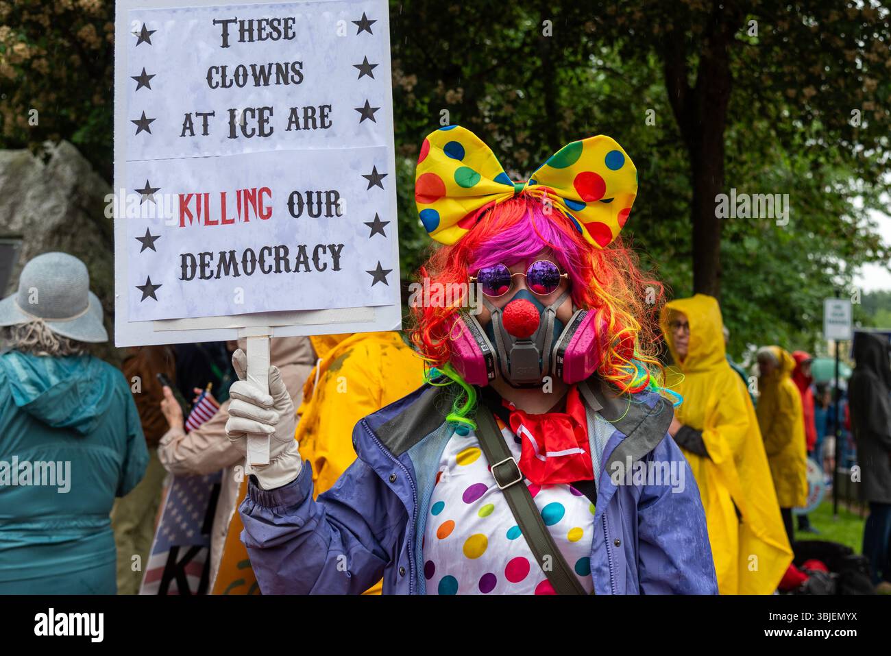 Trump clown hi-res stock photography and images - Alamy