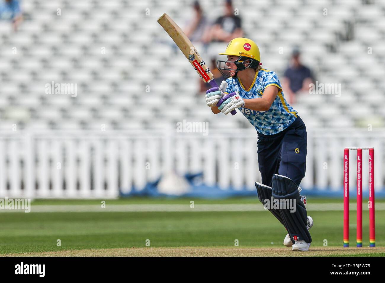 Birmingham, UK. 15th June, 2025. #16, Meg Austin of Warwickshire in ...