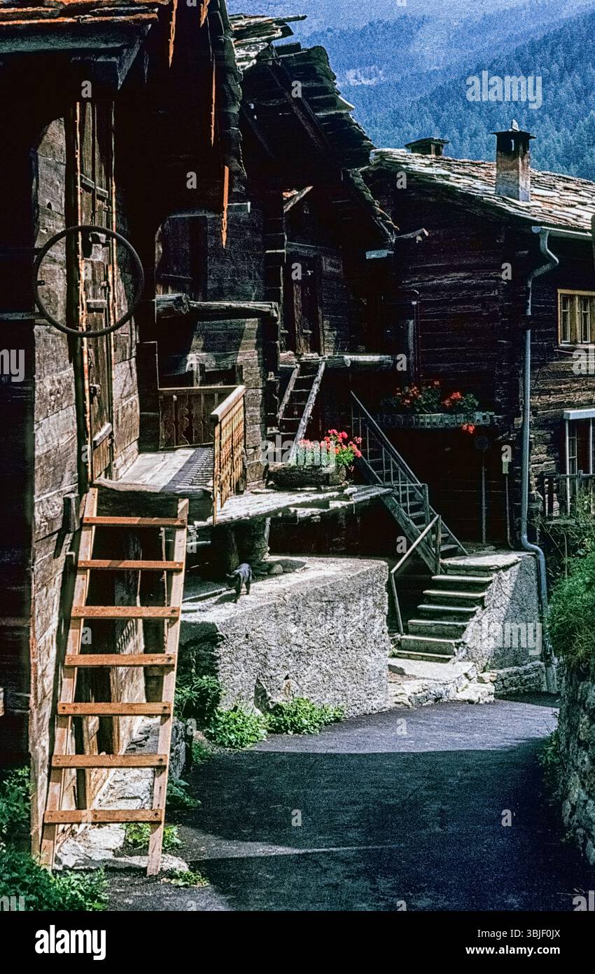 Zermatt summer barns hi-res stock photography and images - Alamy