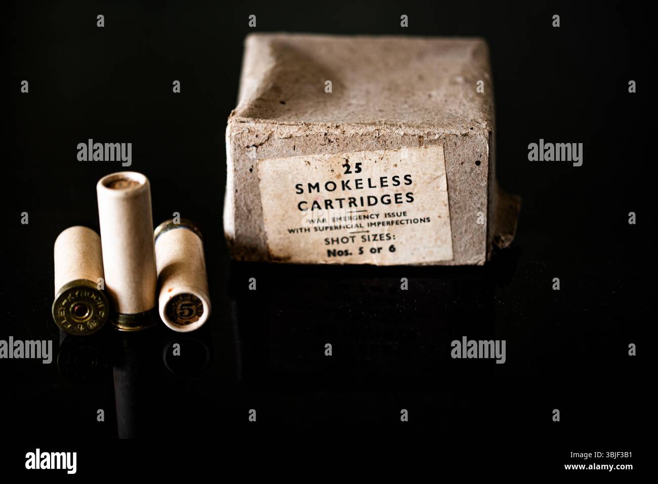 A box of War department 12 bore shotgun cartridges Stock Photo - Alamy