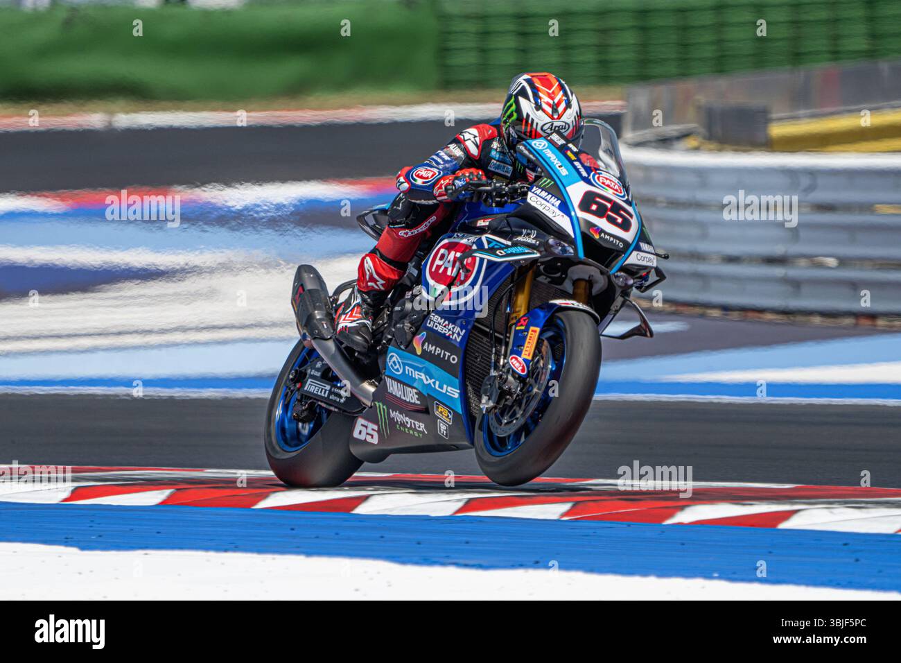 65 - Jonathan Rea - Pata Maxus Yamaha during the Race 2 during the FIM ...