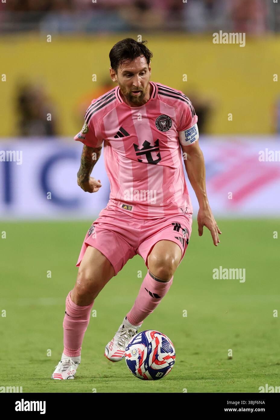 Lionel messi fifa club world cup hi-res stock photography and images ...
