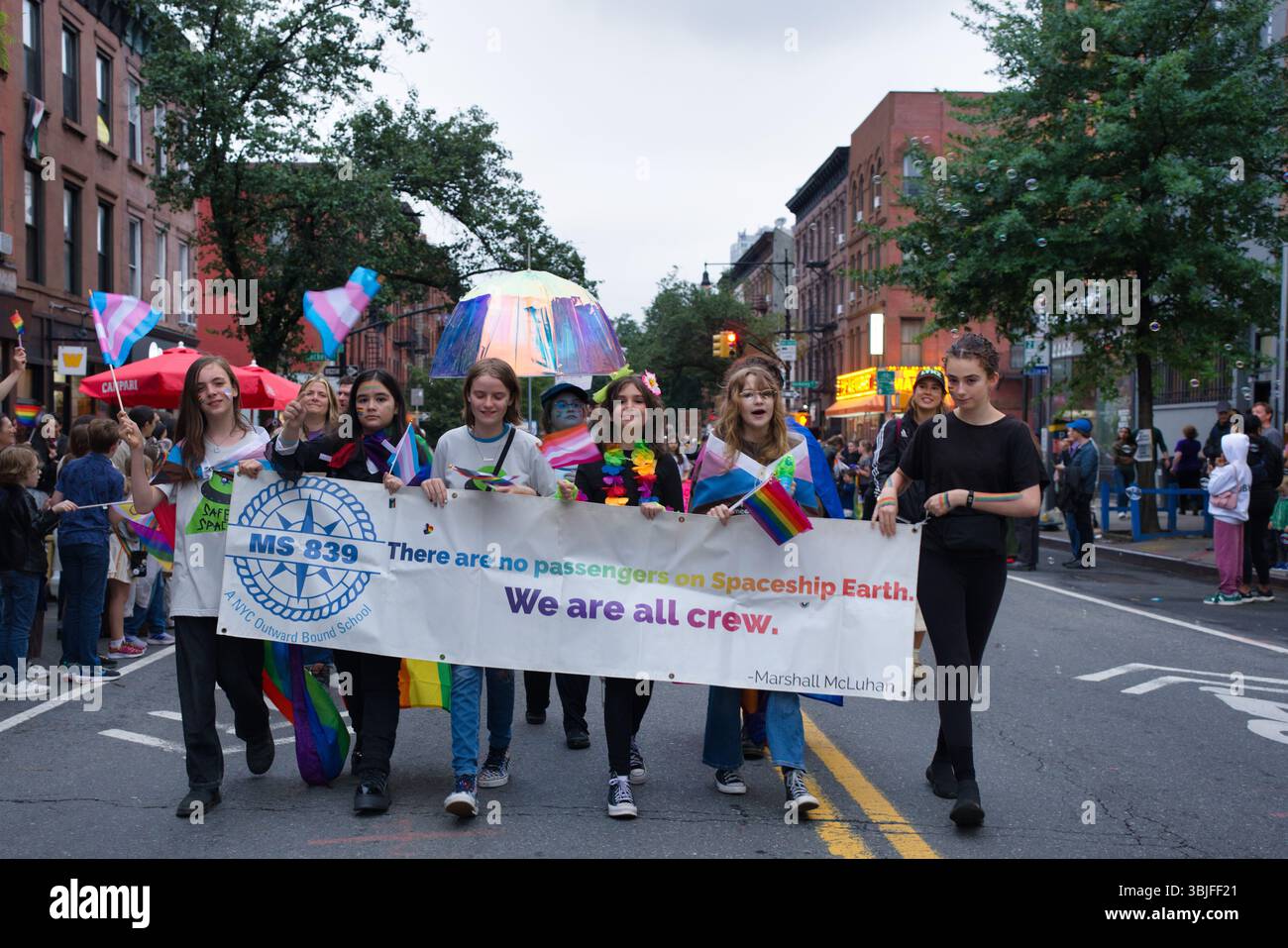 Nyc outward bound school hi-res stock photography and images - Alamy