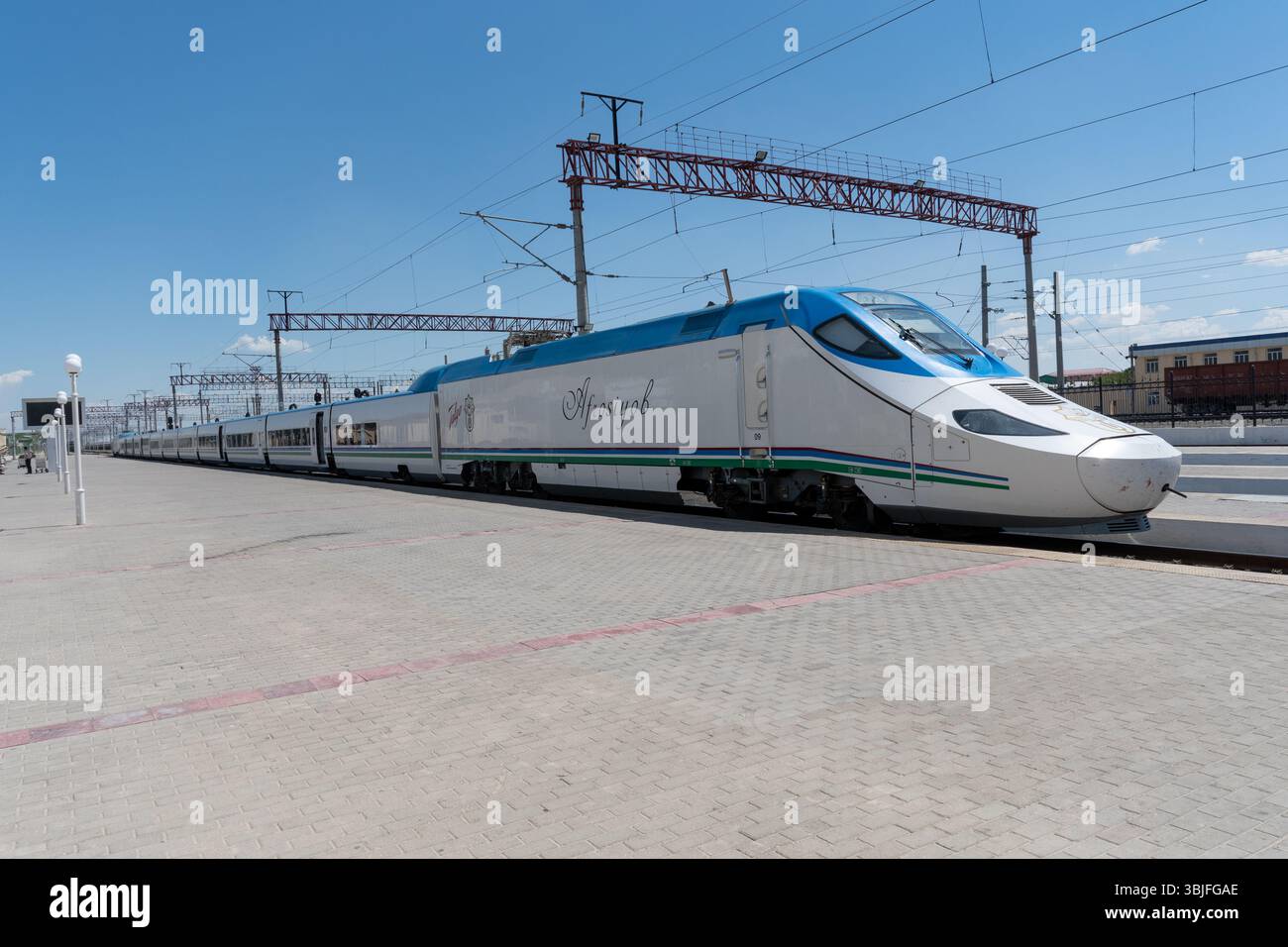 Ferrovia asia hi-res stock photography and images - Alamy