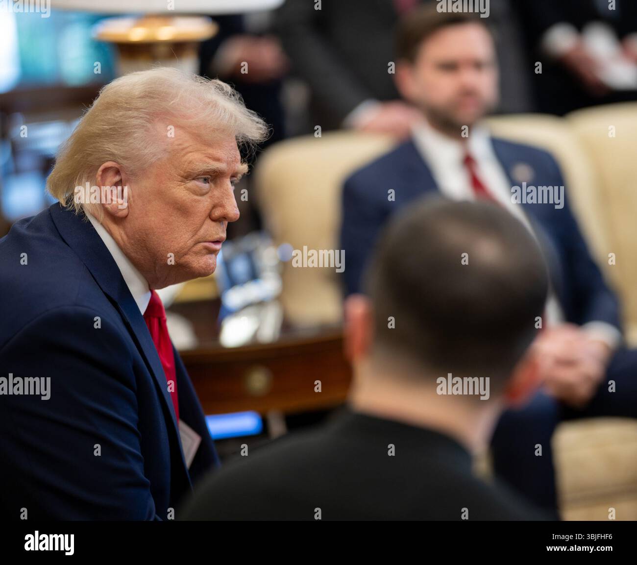 Donald trump zelensky white house hi-res stock photography and images ...