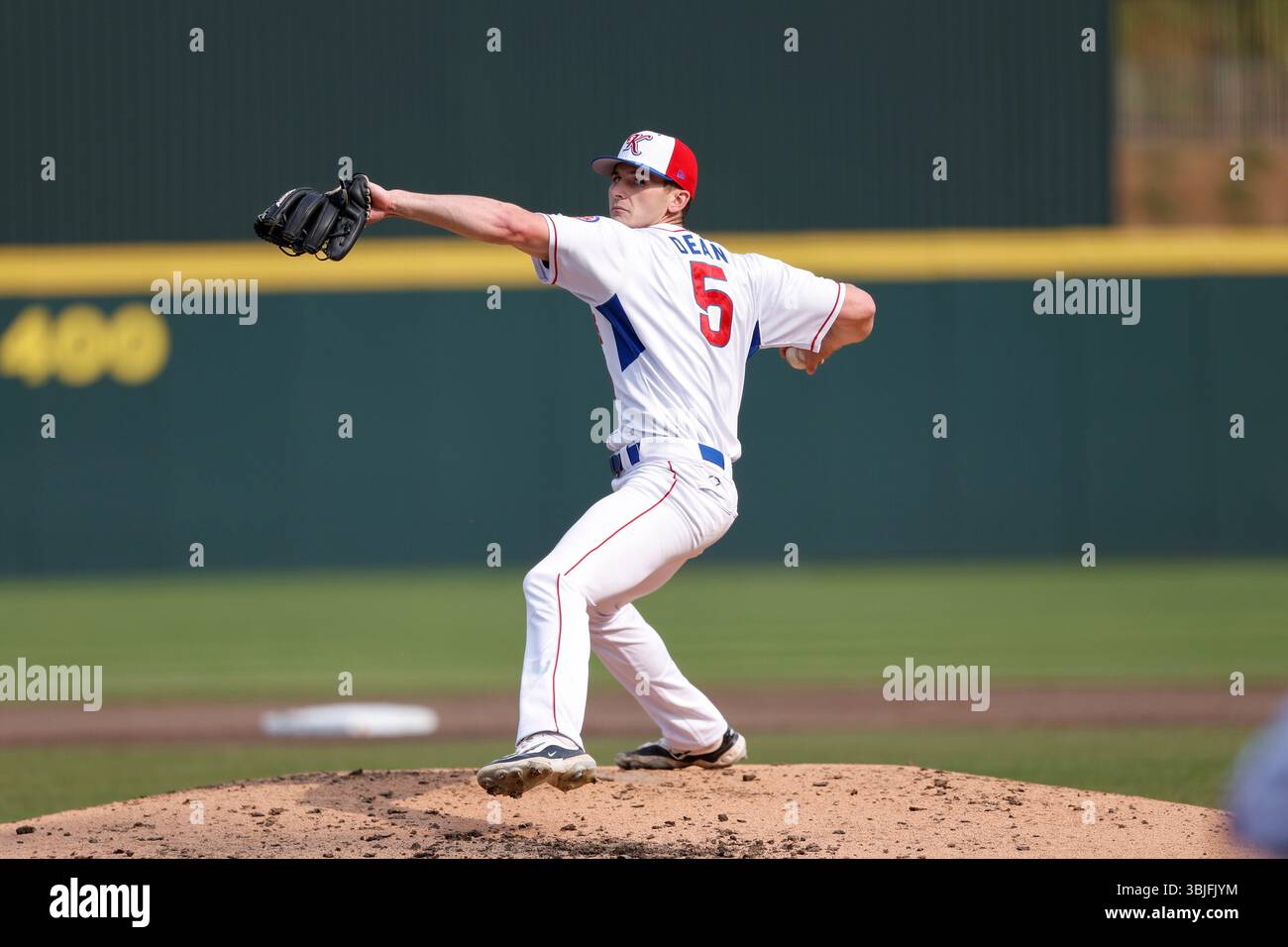 Knoxville Smokies starting pitcher Nick Dean (5) in action against the ...