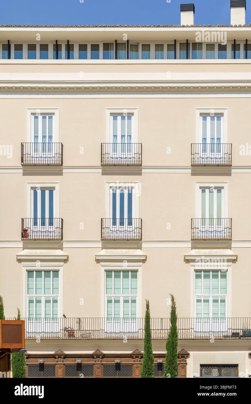 Elegant architectural building stands hi-res stock photography and ...