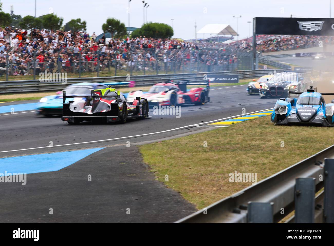 Le Mans, France. 14th June, 2025. LMP2 cars RLM M Sport #16 and Algarve ...